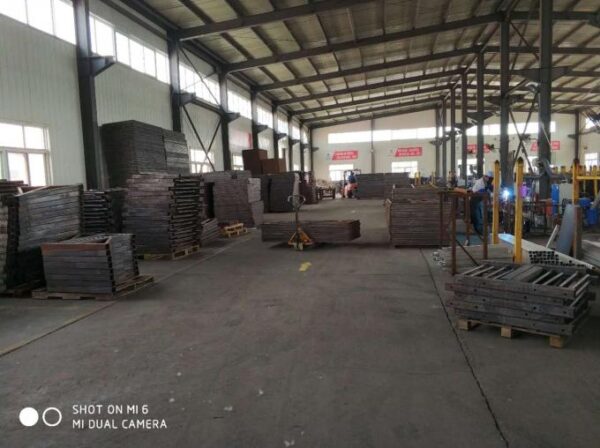 100m - 300m suspended access platforms 220v for high rise building ...